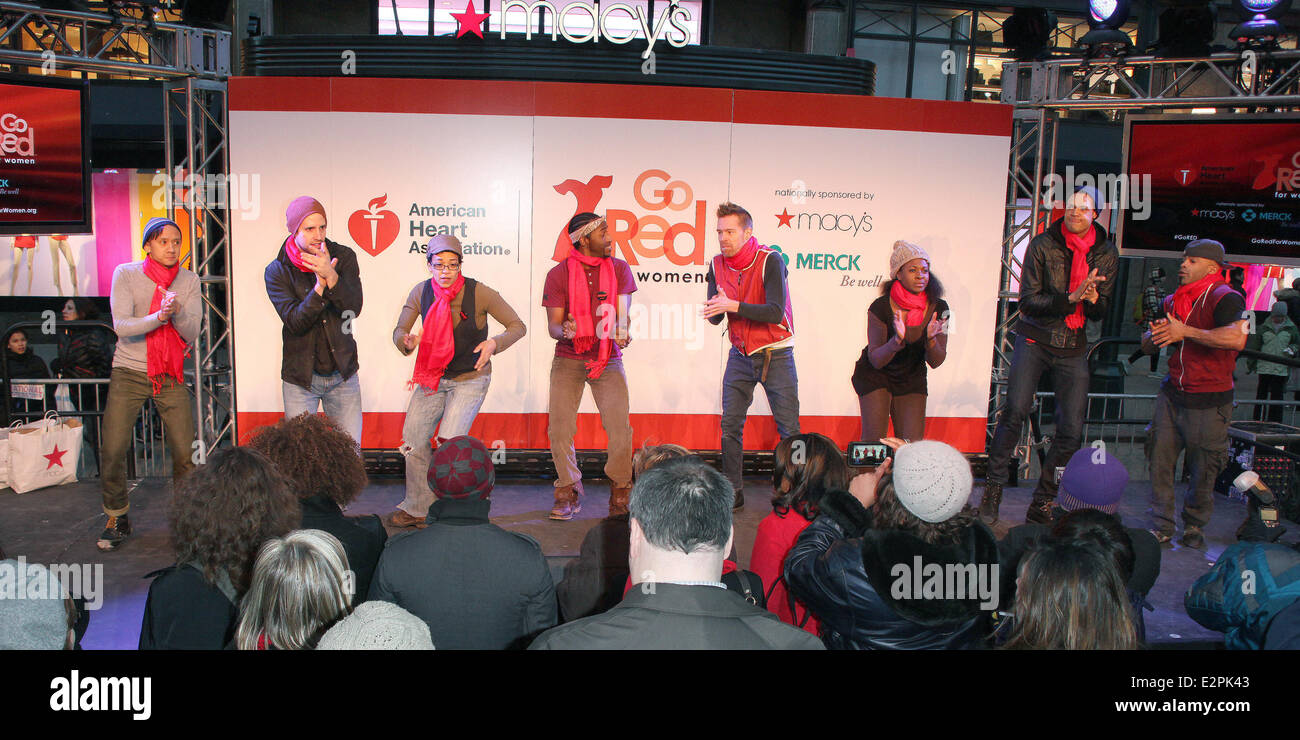 Star Jones and Broadway Casts Celebrate the 10th National Wear Red Day ...