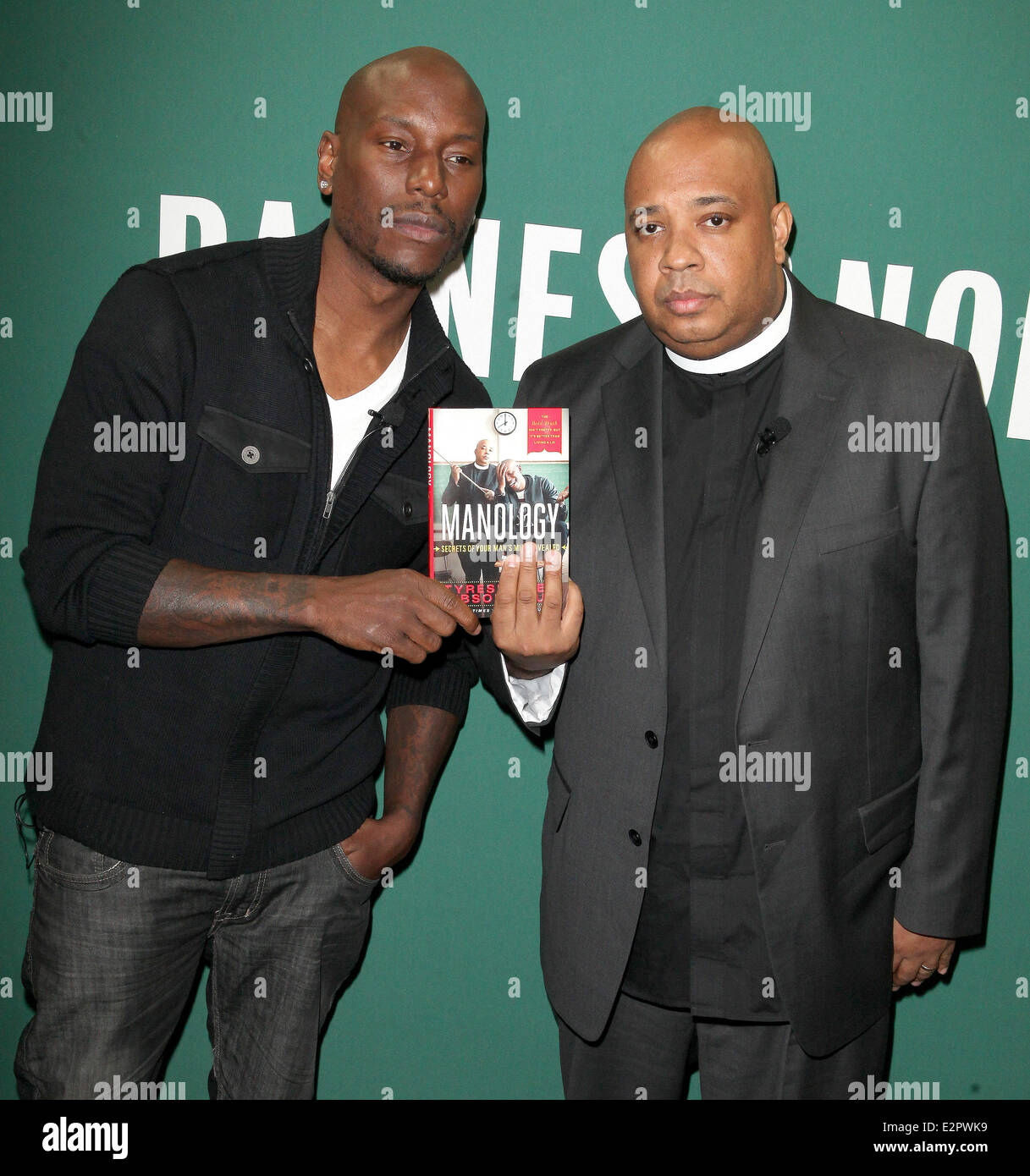 Rapper reality hi-res stock photography and images - Alamy