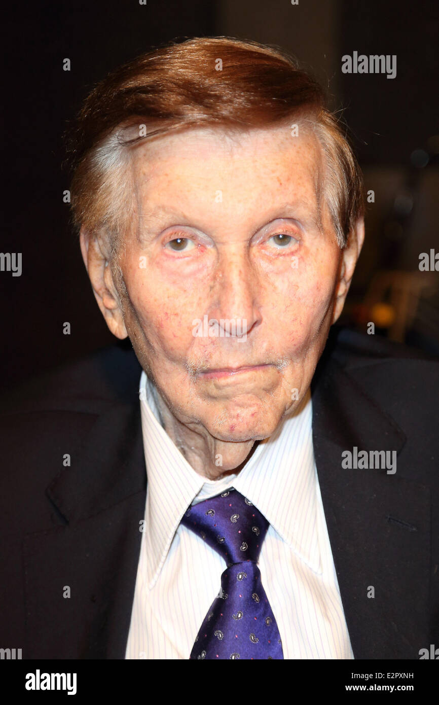 Dedication of The Sumner Redstone production on The USC School of ...