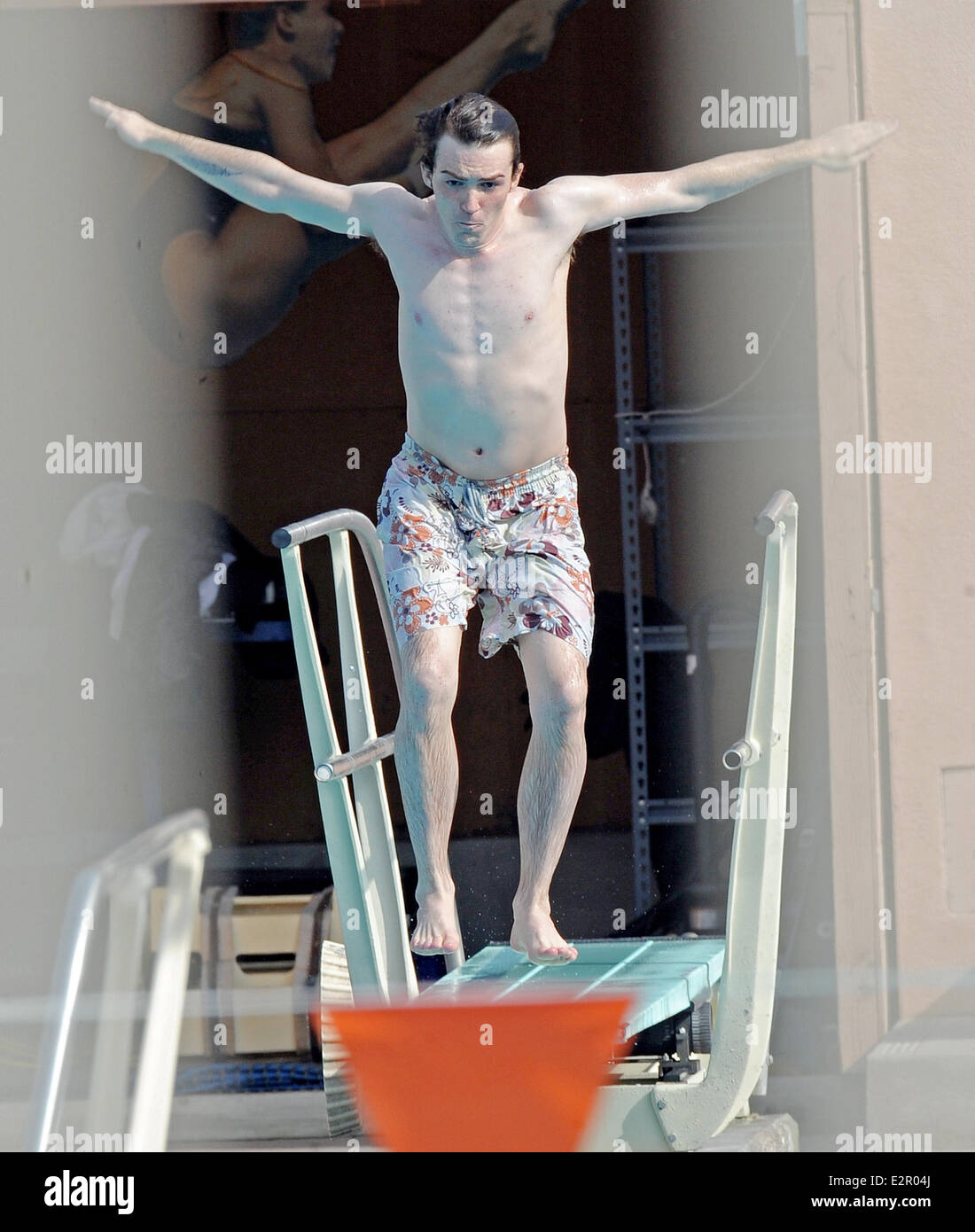 Celebrities practice their dives for the upcoming ABC show 'Splash ...