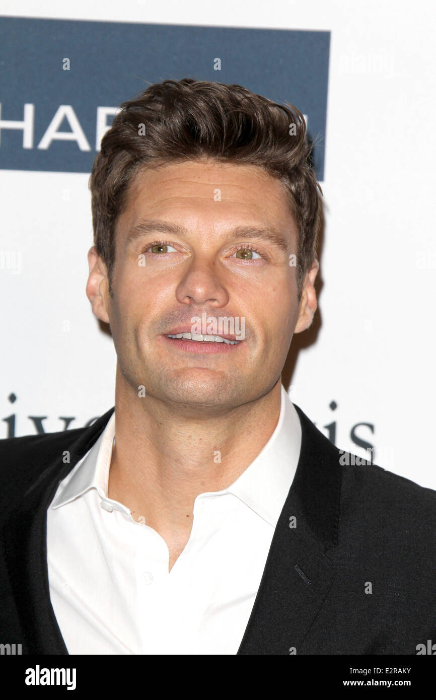 Clive Davis & The Recording Academy's 2013 Pre-Grammy Gala And Salute ...