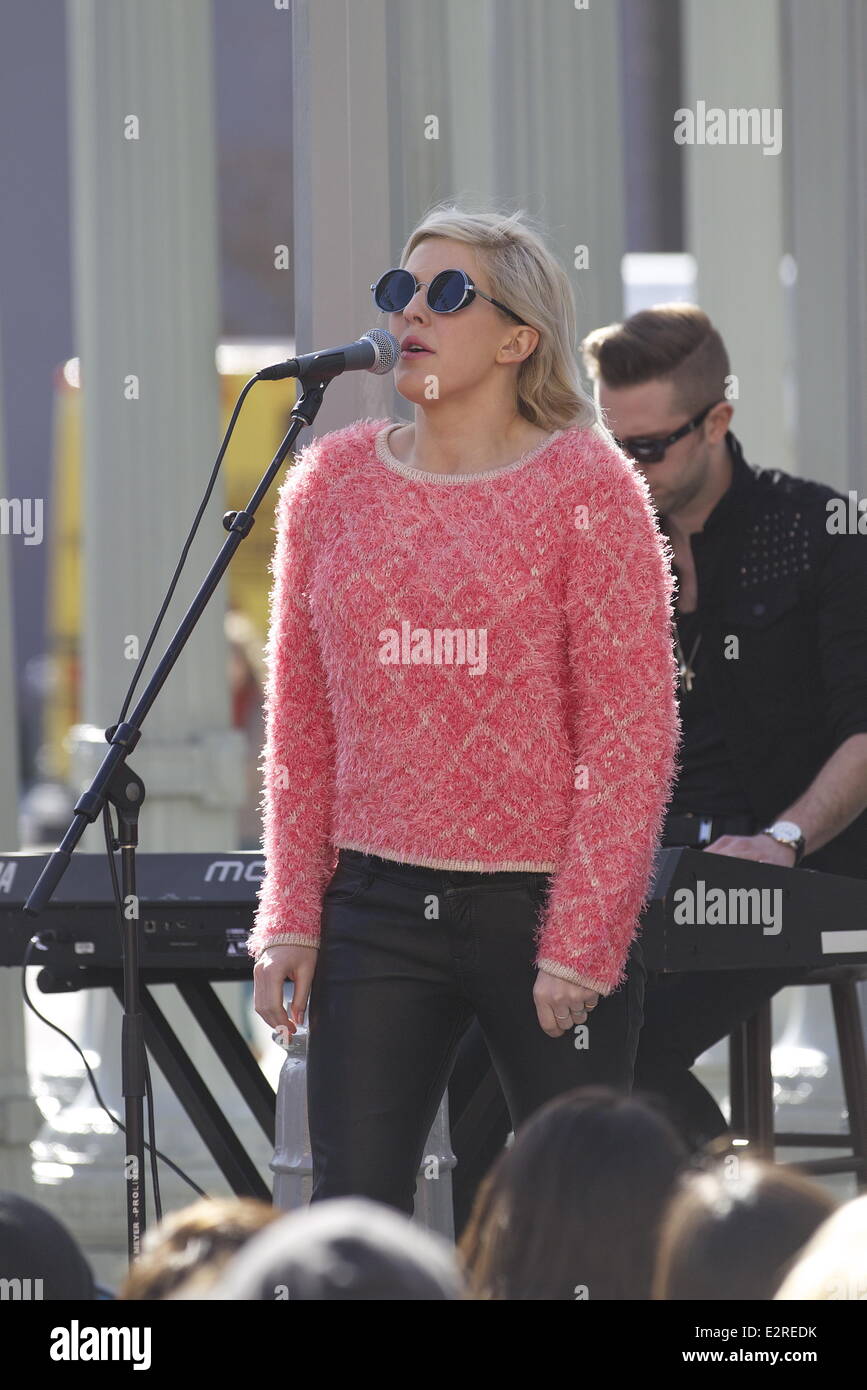 Impromptu show hi-res stock photography and images - Alamy