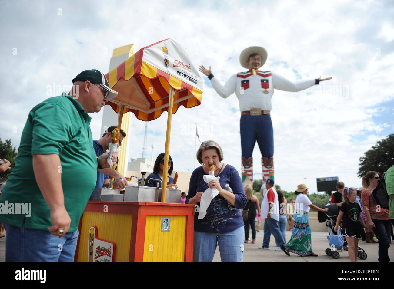 Texas state fair corn dogs hi-res stock photography and images - Alamy