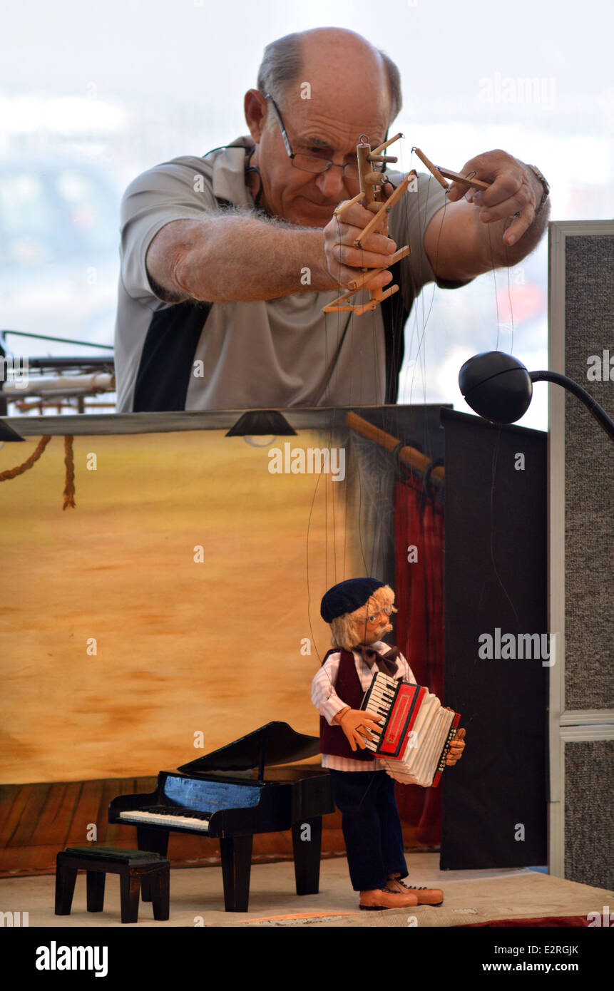 Puppeteer And Stage High Resolution Stock Photography and Images - Alamy