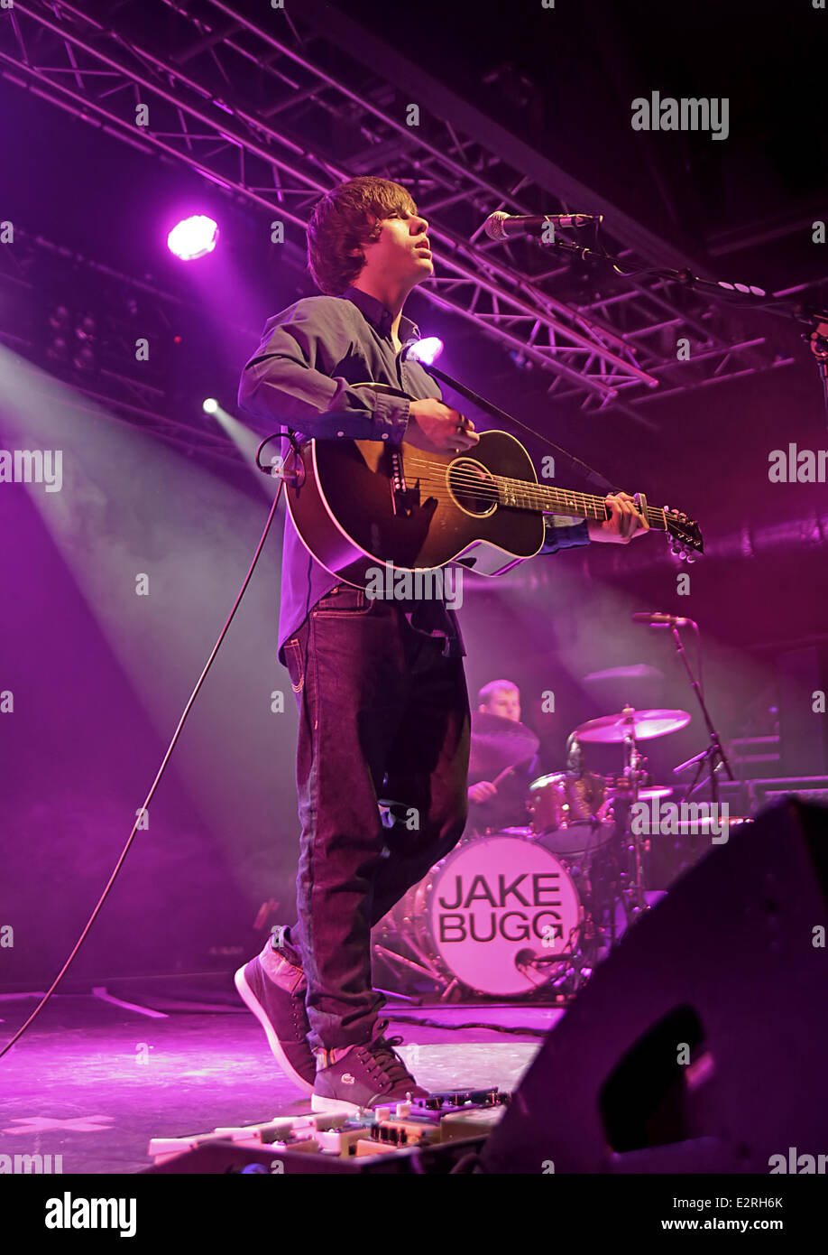 Jake Bugg Performing live in concert at the Liverpool O2 Academy ...
