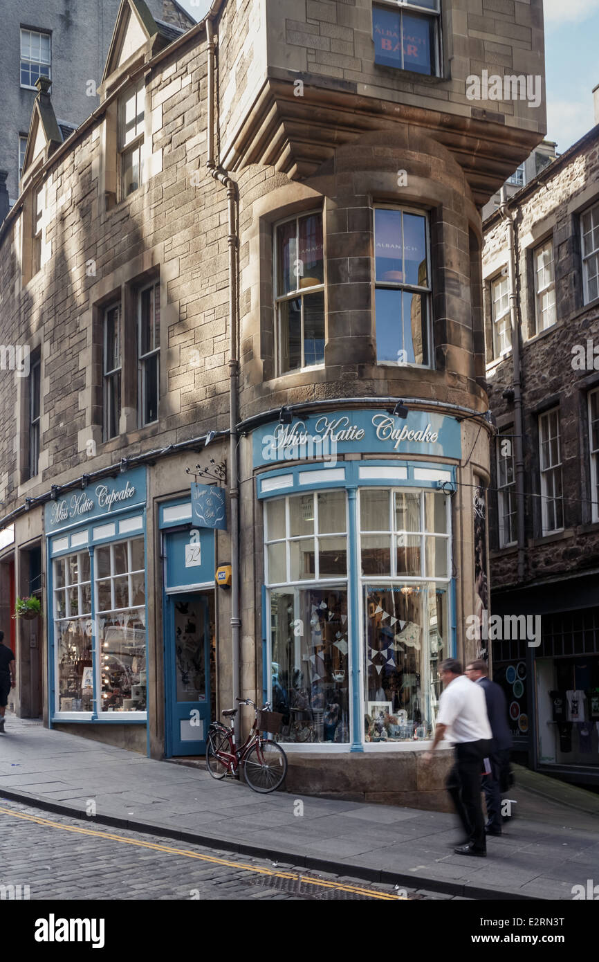 Cockburn street edinburgh hi-res stock photography and images - Alamy