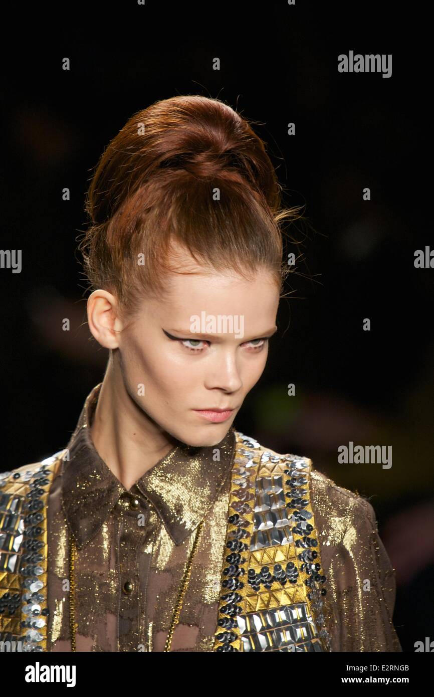 Mercedes-Benz New York Fashion Week Autumn/Winter 2013 - Anna Sui ...