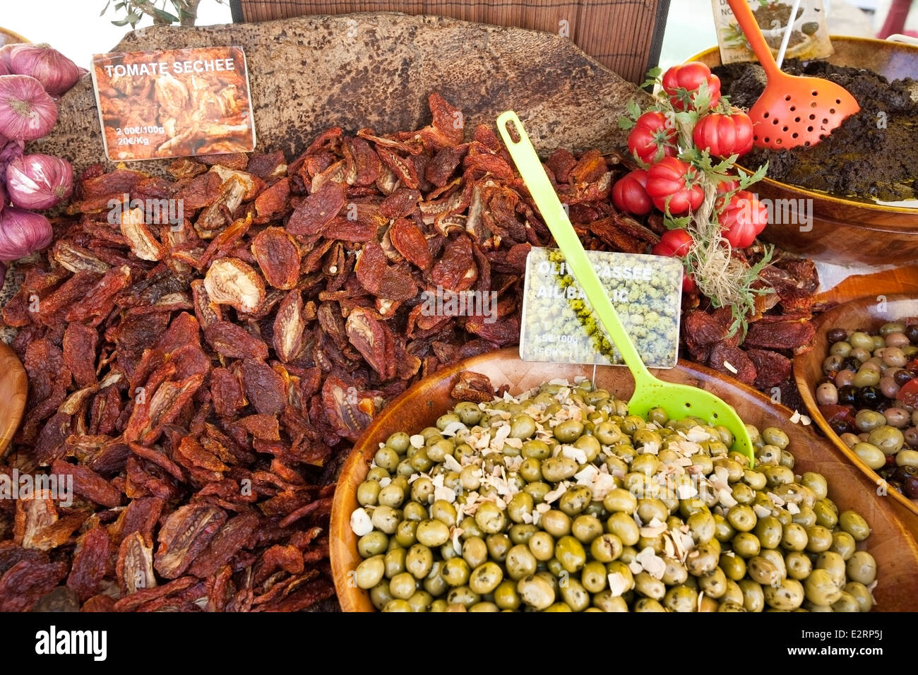 French peppers and spices hi-res stock photography and images - Alamy