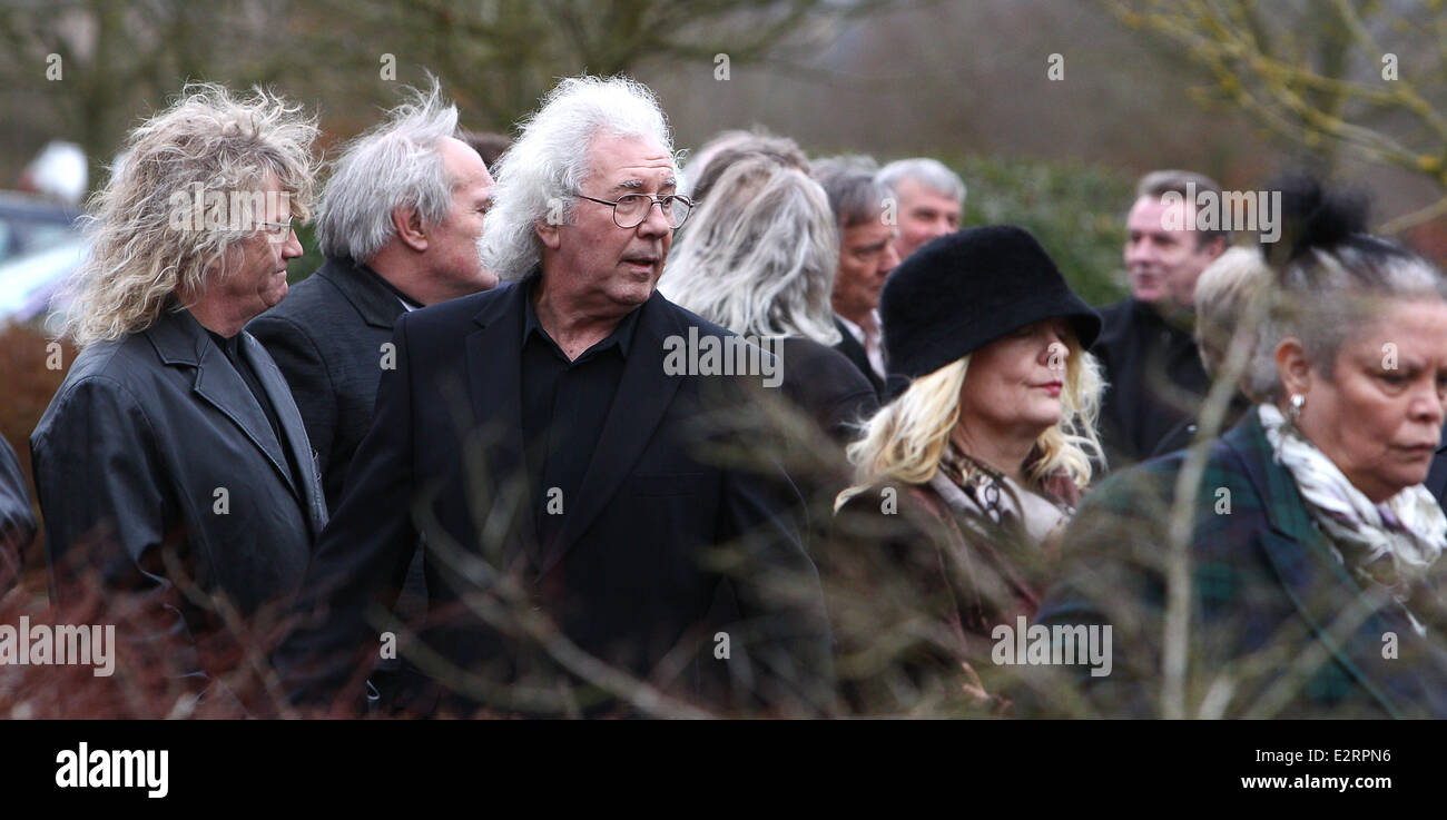 Funeral of Reg Presley of The Troggs at Basingstoke Crematorium, North ...