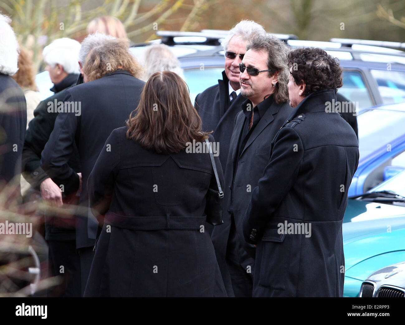 Friends and family arrive Funeral of Reg Presley Basingstoke ...
