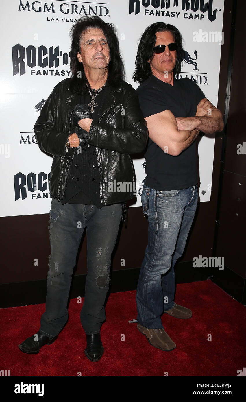 Alice Cooper attends a photocall at February's Rock 'n' Roll Fantasy ...