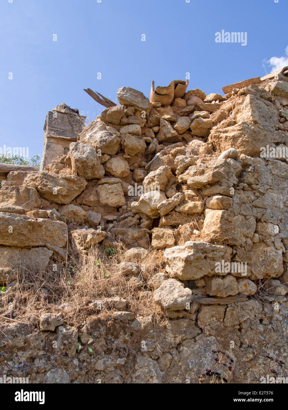 Building collapse hi-res stock photography and images - Alamy