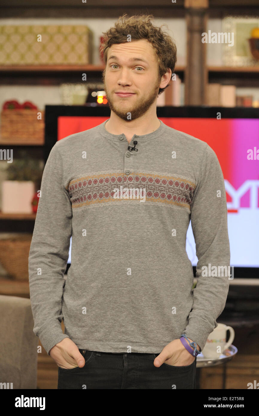 American Idol Phillip Phillips appears on The Marilyn Denis Show ...