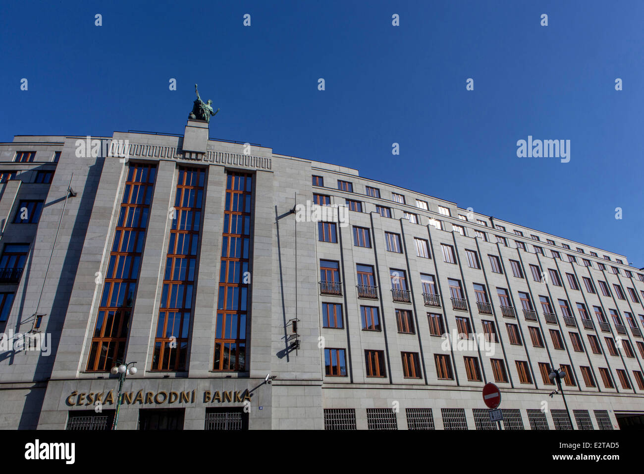 Metropolitan national bank building hi-res stock photography and images ...