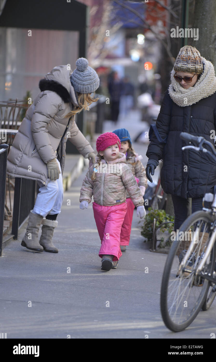 Sarah Jessica Parker and her twin daughters, Marion and Tabitha ...