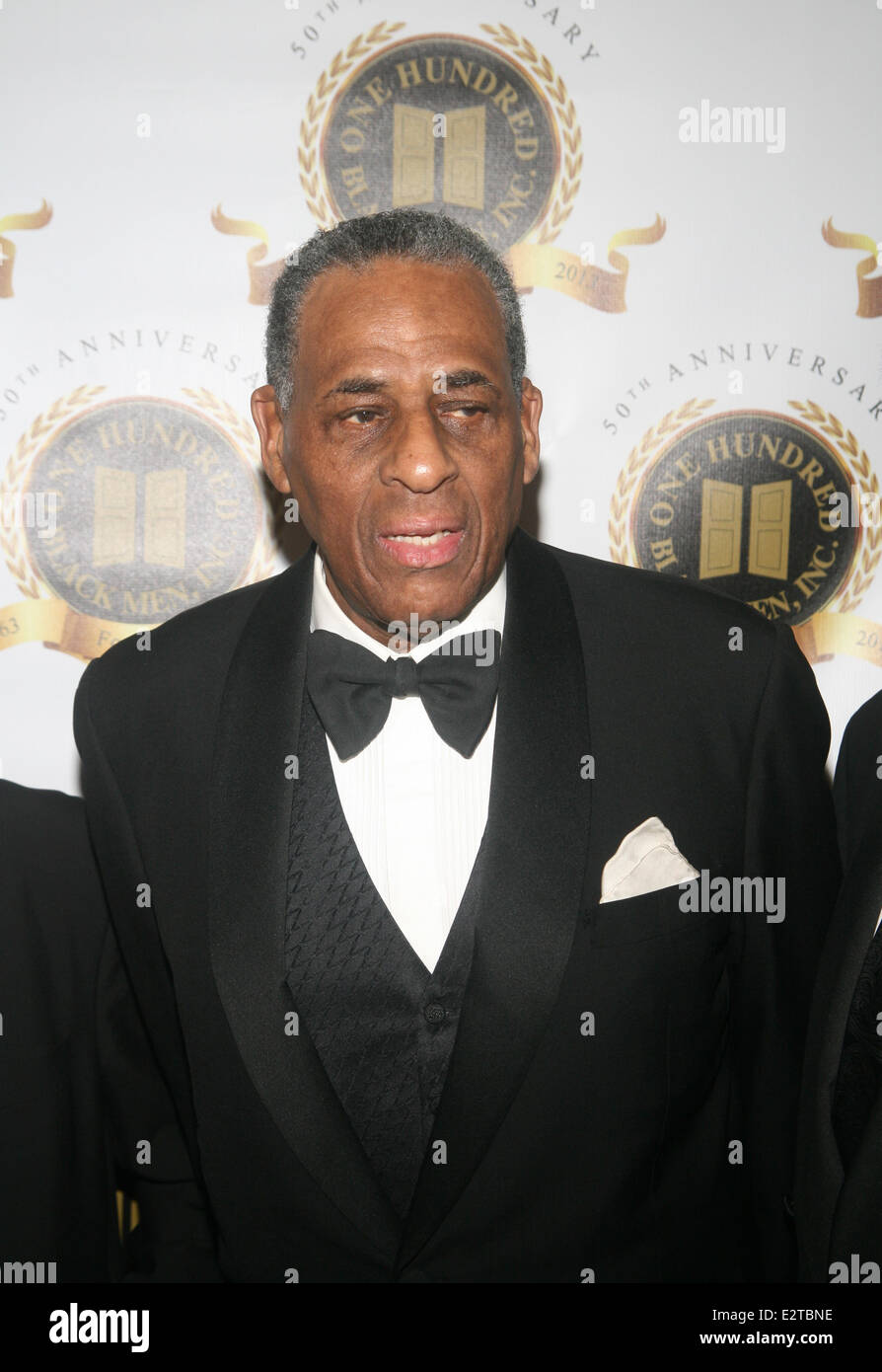 The One Hundred Black Men 33rd Annual Benefit Gala Honoring The Hon ...