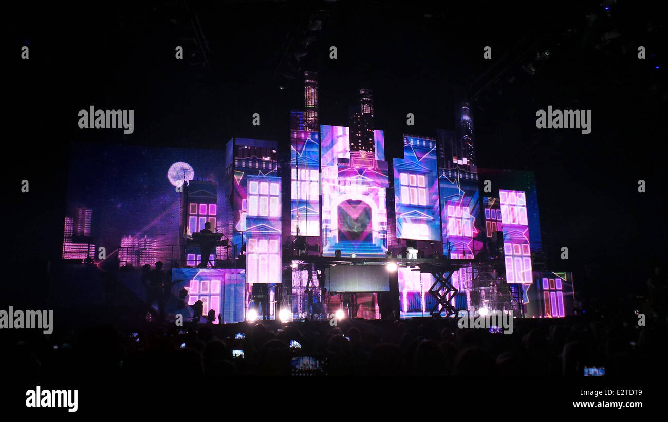 One Direction kick off their Take Me Home World Tour at London's O2 ...