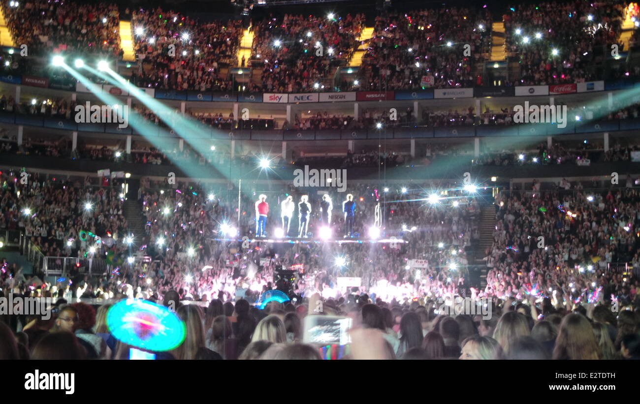 One Direction kick off their Take Me Home World Tour at London's O2 ...