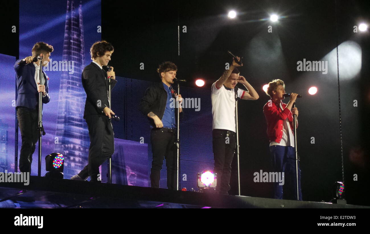One Direction kick off their Take Me Home World Tour at London's O2 ...