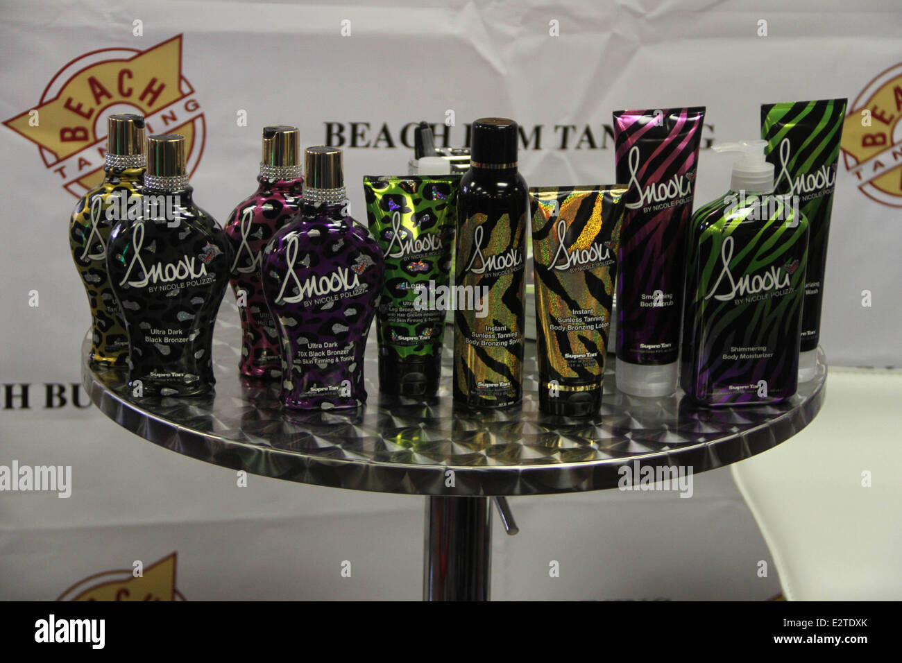 Nicole "Snooki" Polizzi launches a new tanning lotion at Beach Bum Tan ...