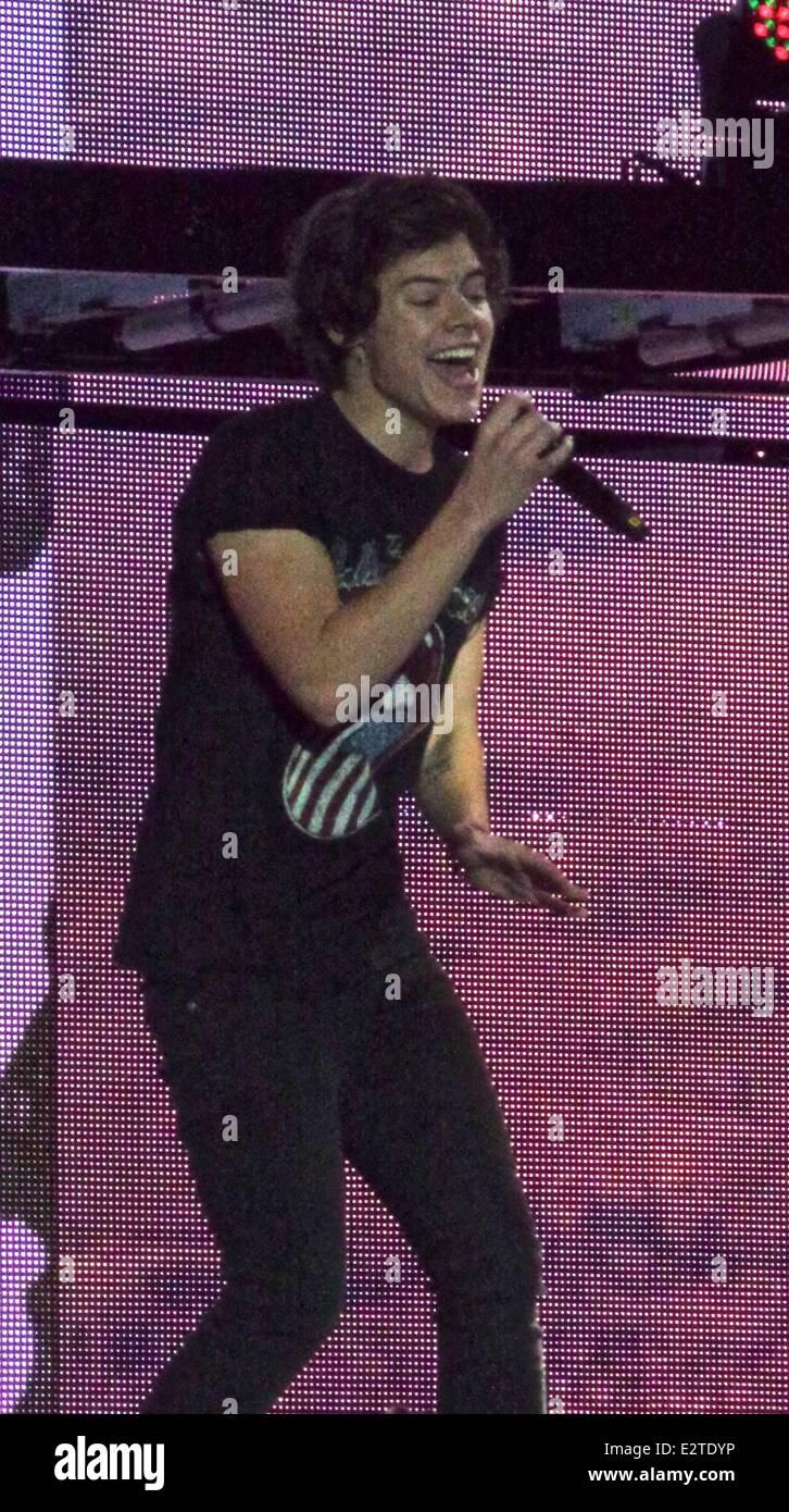 One Direction kick off their Take Me Home World Tour at London's O2 ...