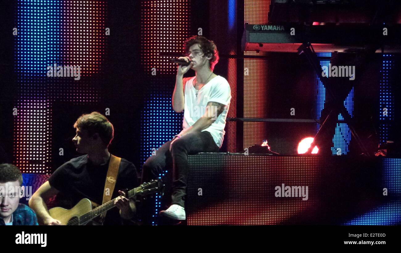 One Direction kick off their Take Me Home World Tour at London's O2 ...