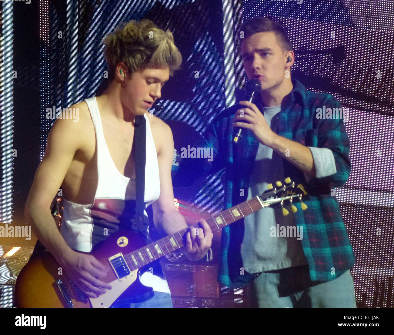 One Direction perform during the second night of their Take Me Home ...