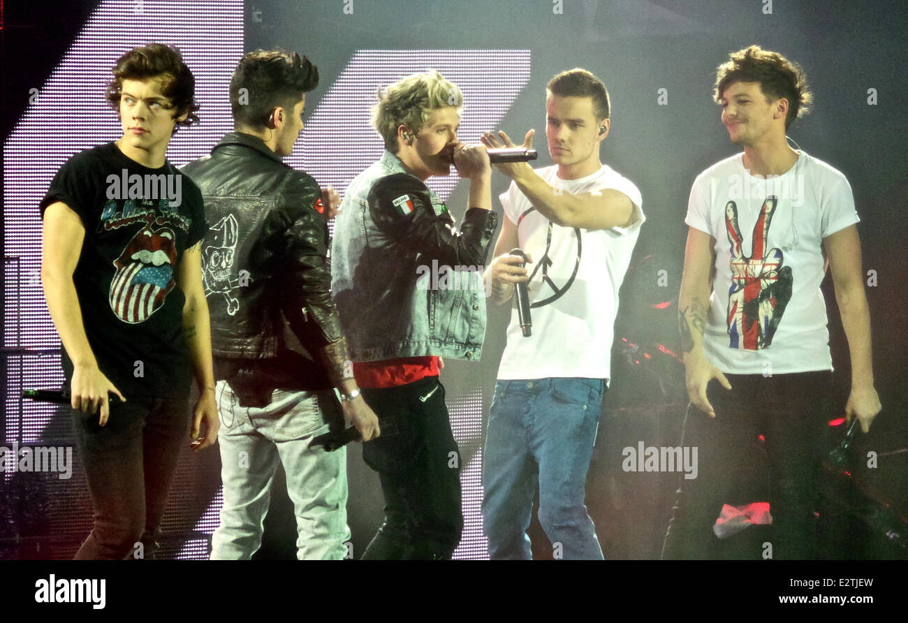 One Direction performing during the second night of their Take Me Home ...
