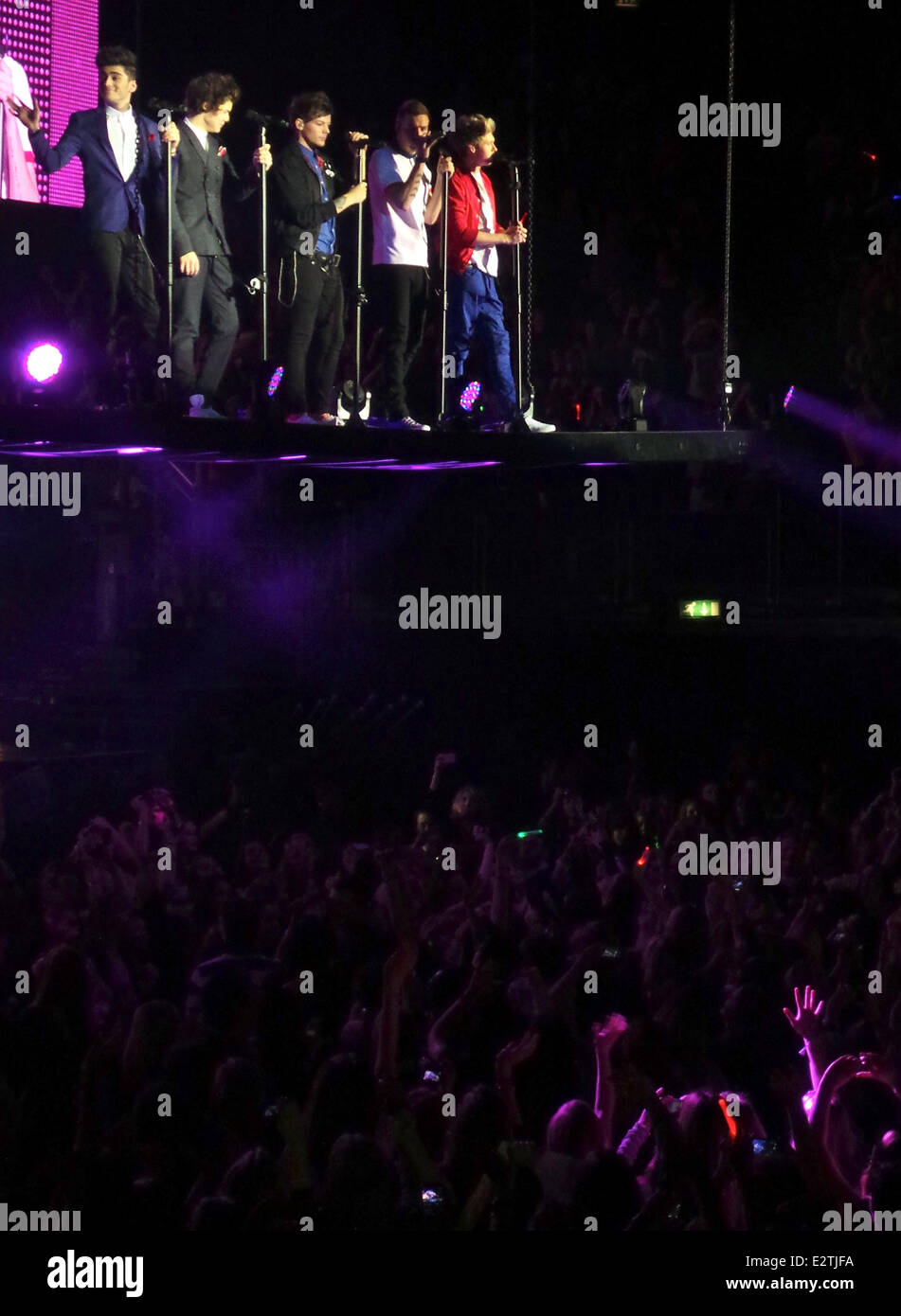 One Direction performing during the second night of their Take Me Home ...