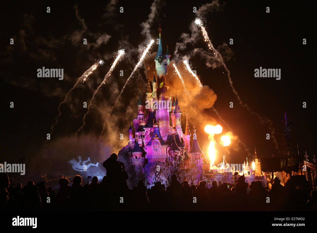 Disney Dreams fireworks display at Euro Disney Featuring: Cinderella ...