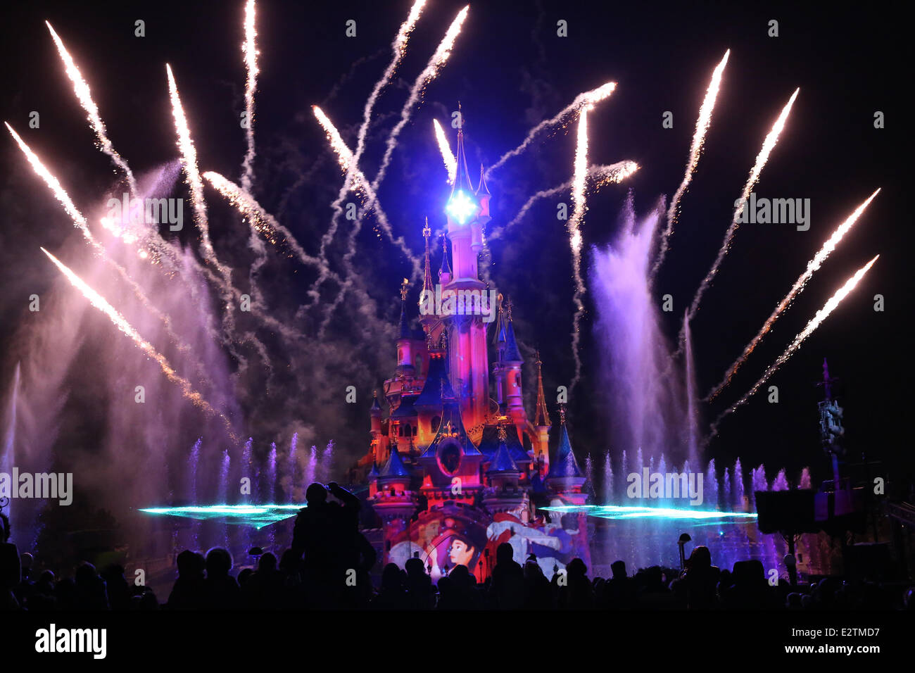Disney Dreams fireworks display at Euro Disney Featuring: Cinderella ...