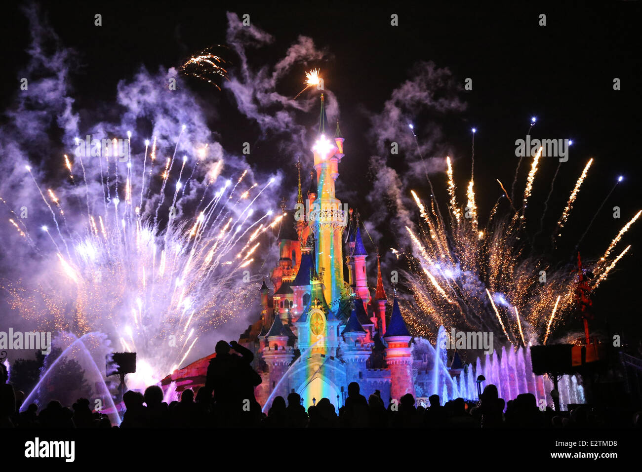 Disney Dreams fireworks display at Euro Disney Featuring: Cinderella ...