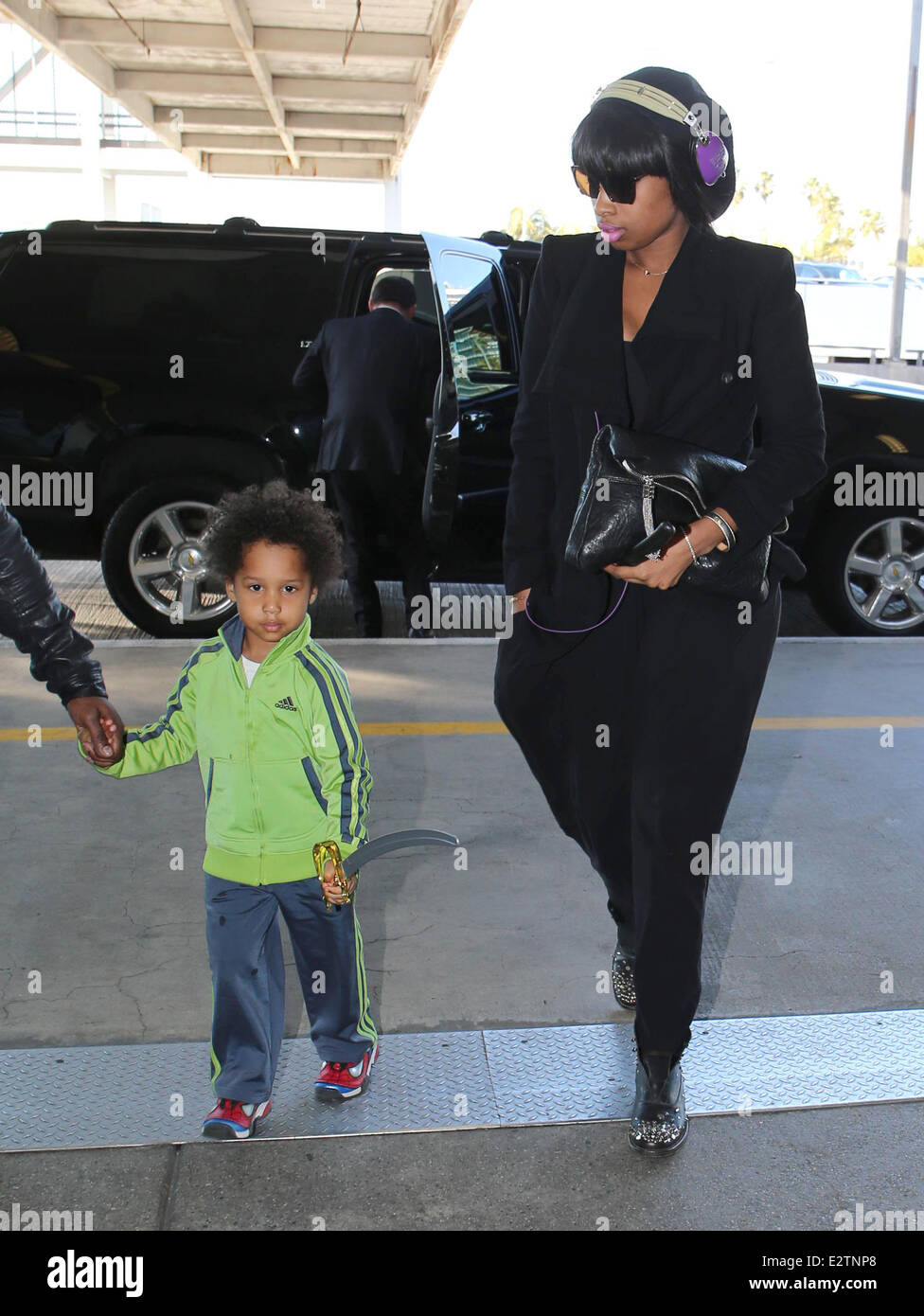 Jennifer Hudson arrives at LAX airport with her son David Daniel Otunga ...