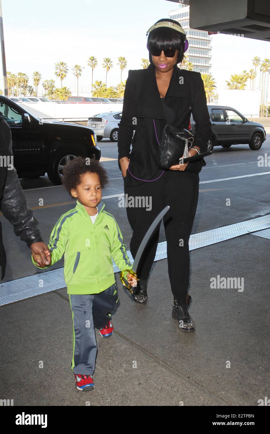 Jennifer Hudson arrives at LAX airport with her son David Daniel Otunga ...