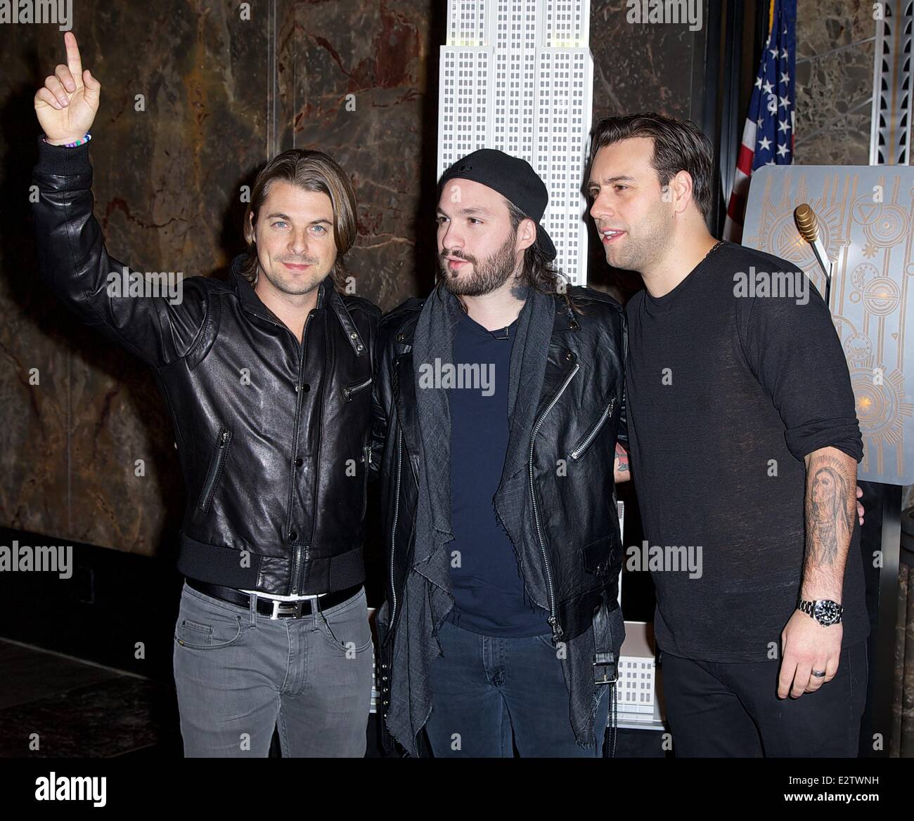 Swedish House Mafia light the Empire State Building yellow and blue ...