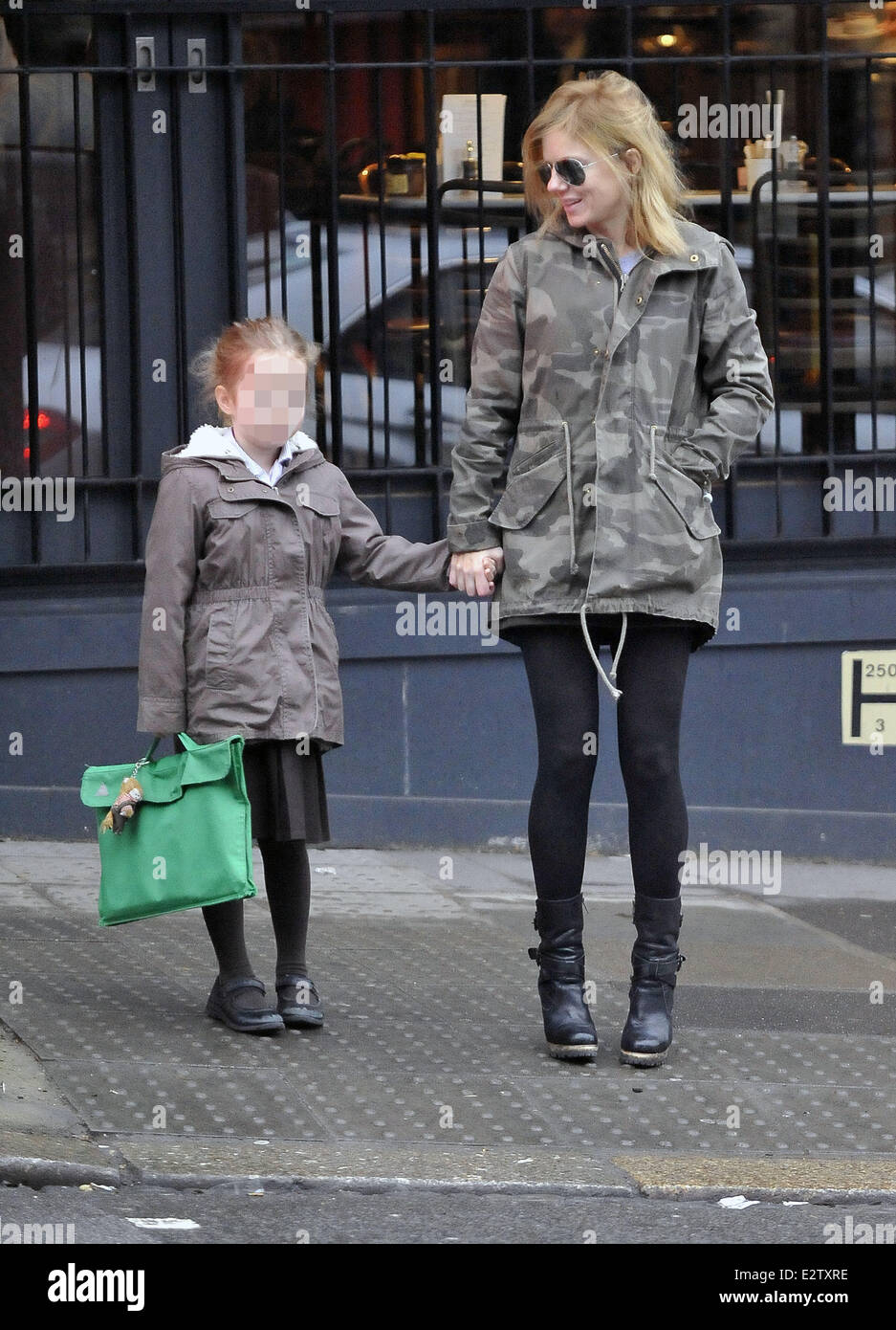 Geri Halliwell walking her daughter Bluebell to school Featuring: Geri ...