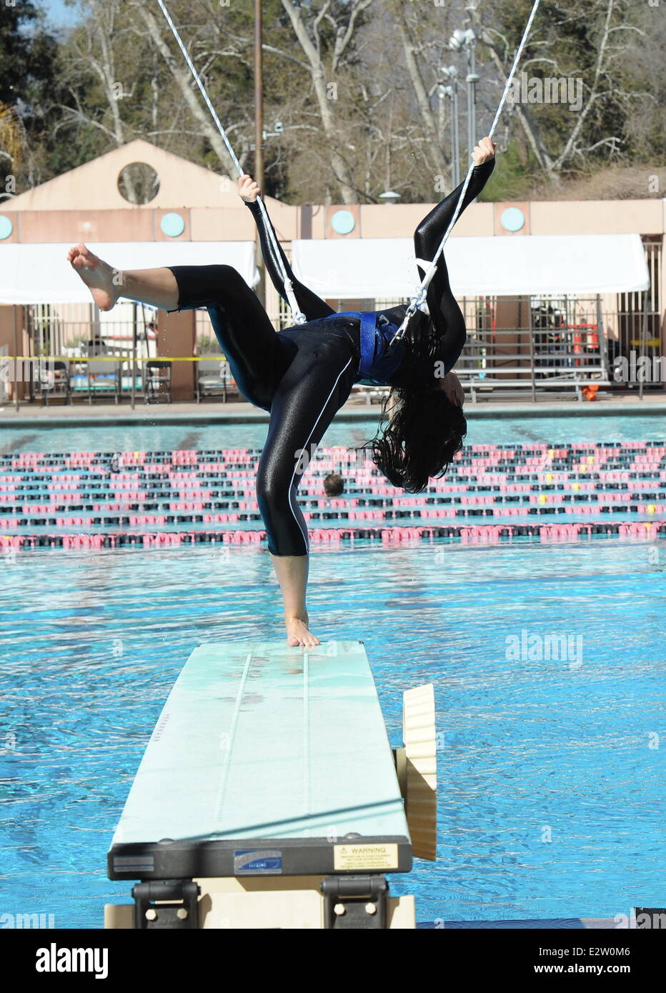 Katherine Webb takes a spill during diving practice Celebrities ...