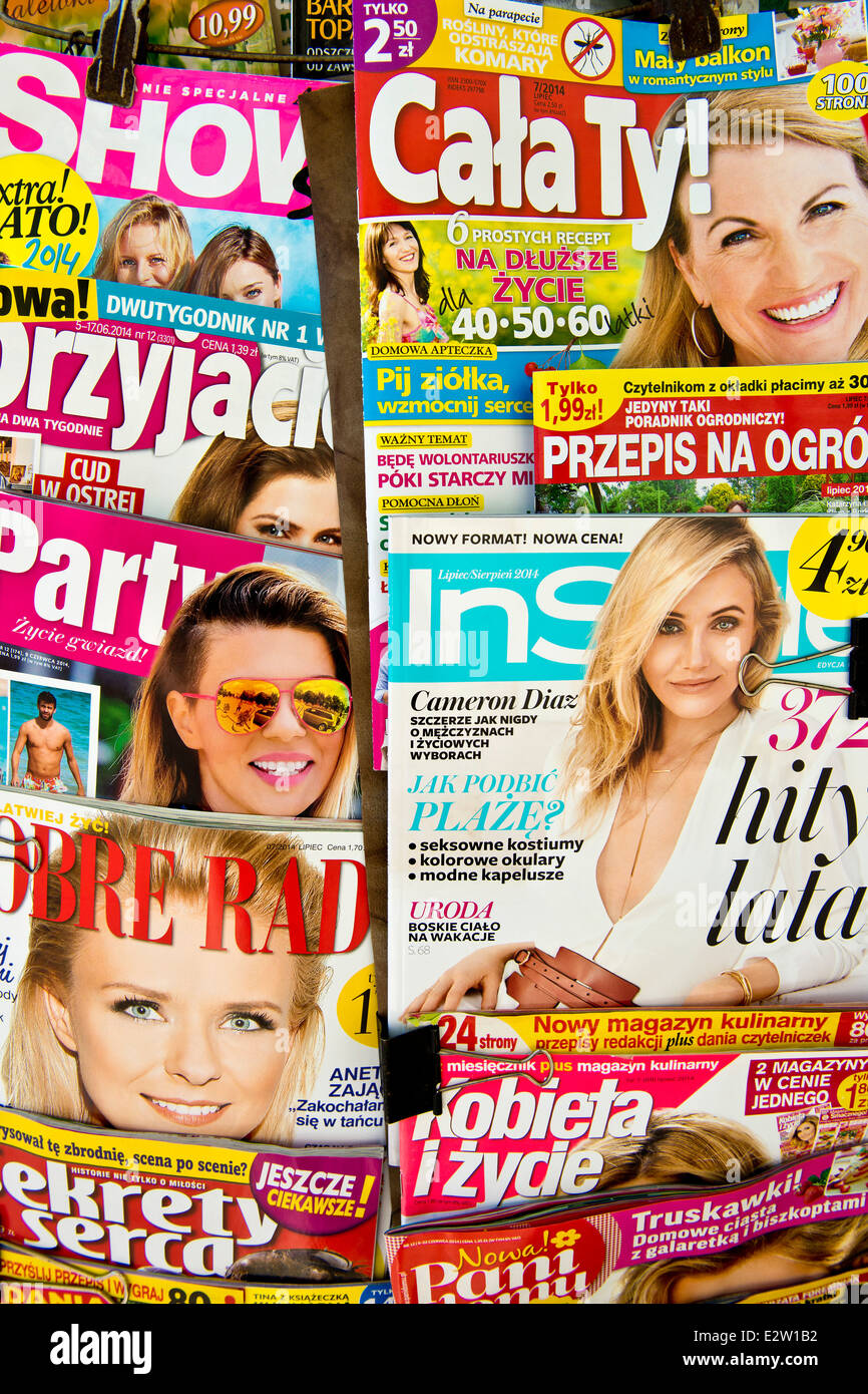 Geographical magazine hi-res stock photography and images - Alamy