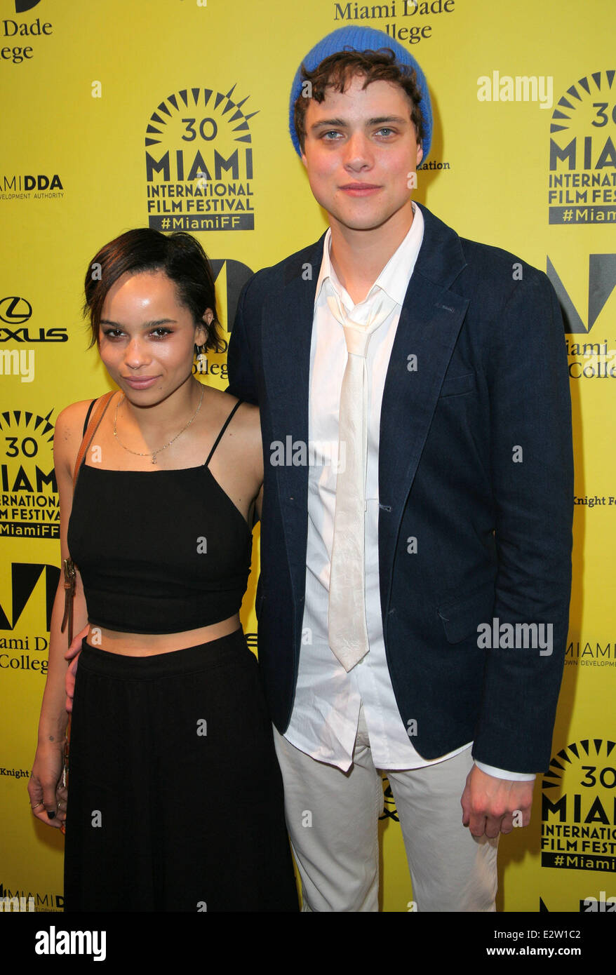 Zoe kravitz and douglas smith hi-res stock photography and images - Alamy