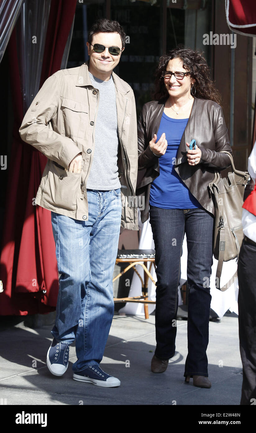 Actor Seth MacFarlane and a friend leave a cafe after having lunch ...