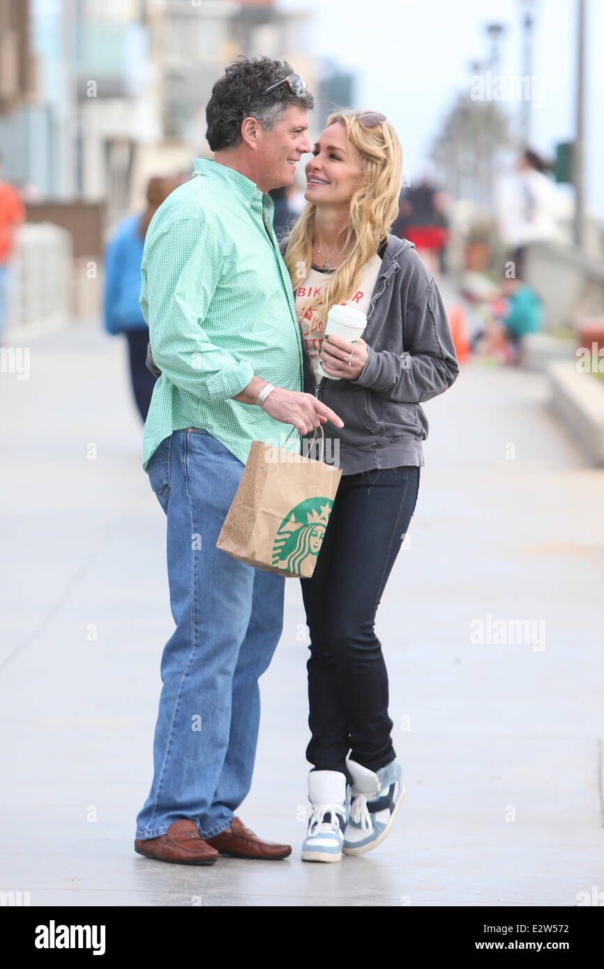 Taylor Armstrong and new boyfriend John Bluher go for a romantic beach ...