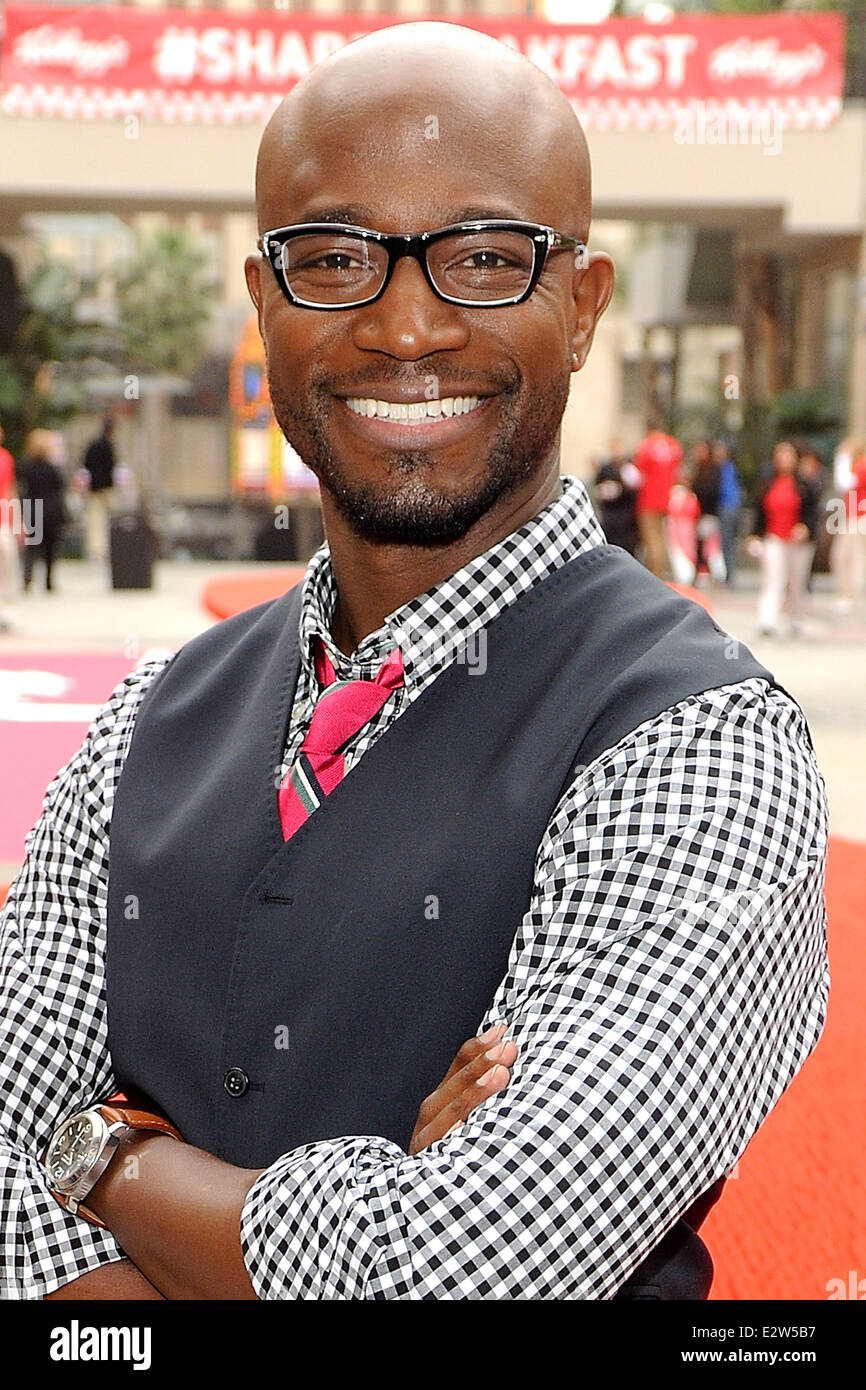 Taye Diggs unveils "Got Milk?" milk mustache ad at the Hollywood ...