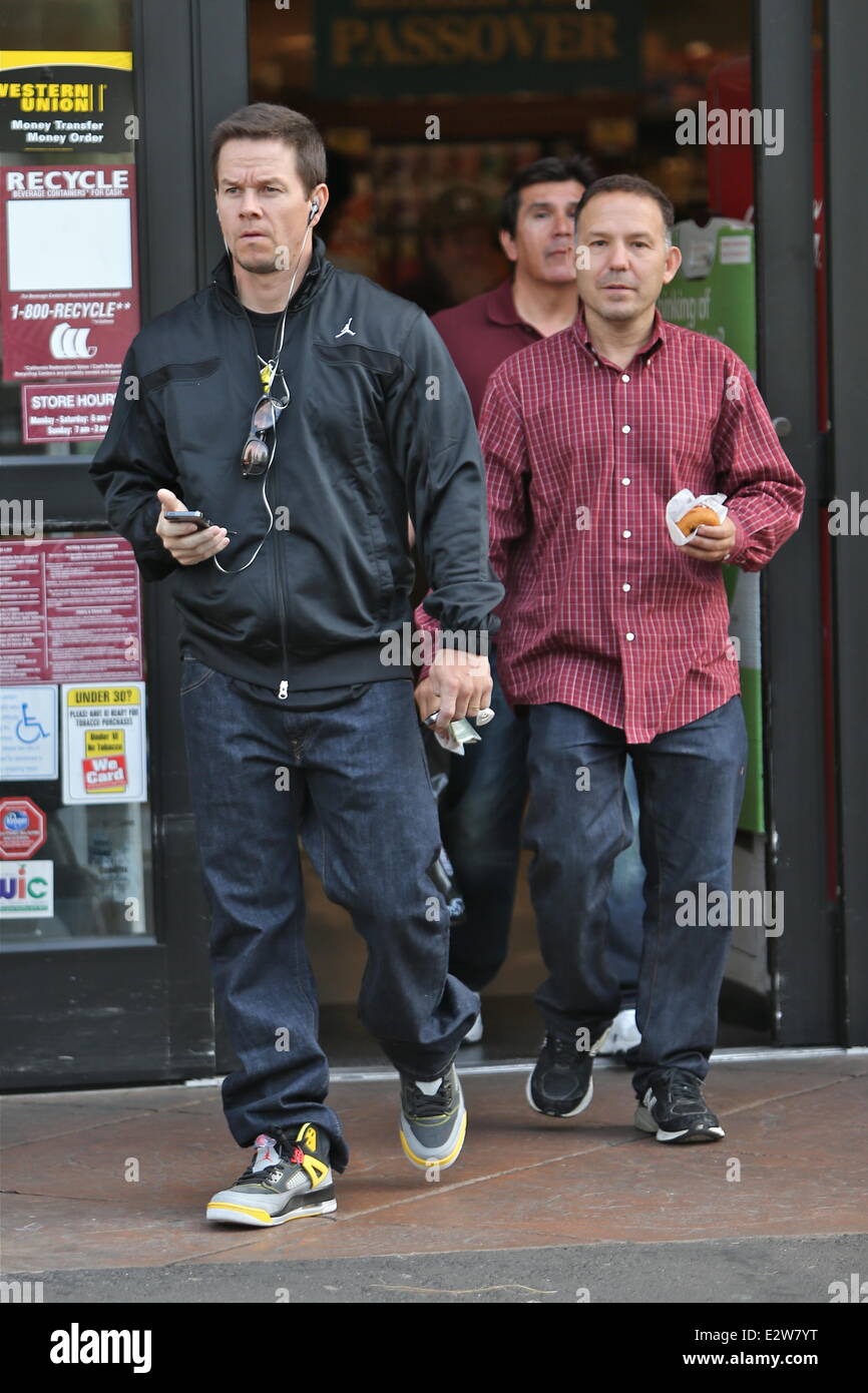 Mark Wahlberg Y Su Amigo Wahlberg