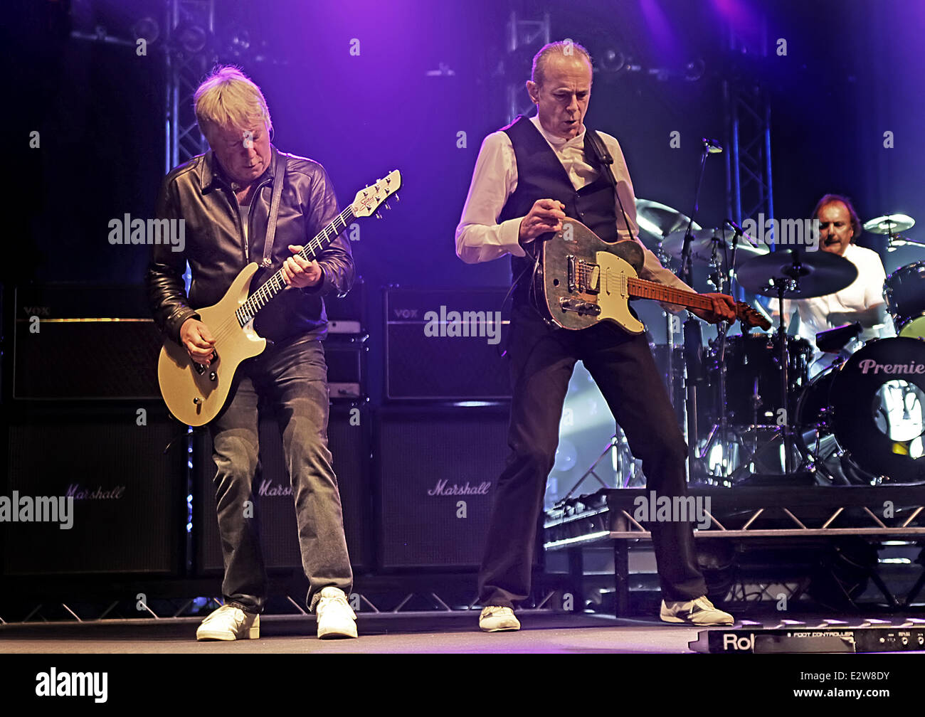 Status quo 2013 manchester hi-res stock photography and images - Alamy