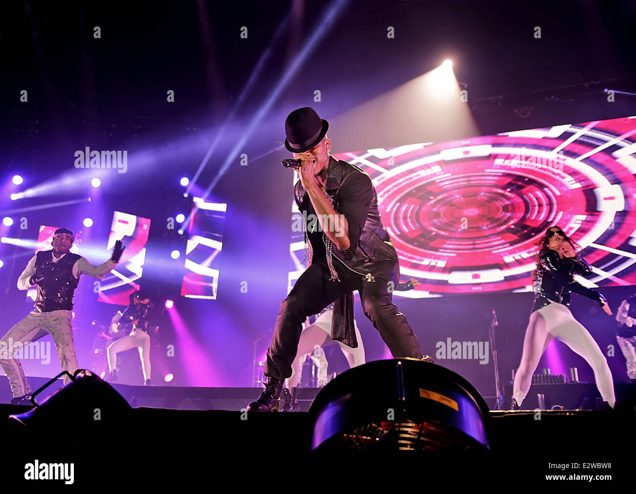 Ne-Yo performing on his R.E.D Tour at Liverpool Echo Arena Featuring ...