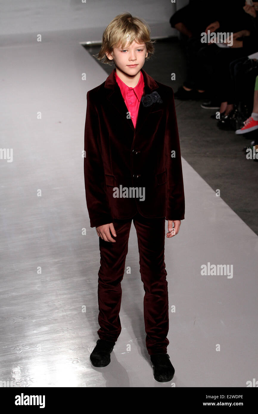 Bonnie Young Fall/Winter 2013 Fashion Show at Industria Superstudio ...