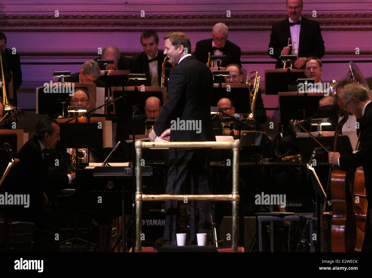 Ryan Silverman and Megan Hilty performing at The New York Pops Concert ...