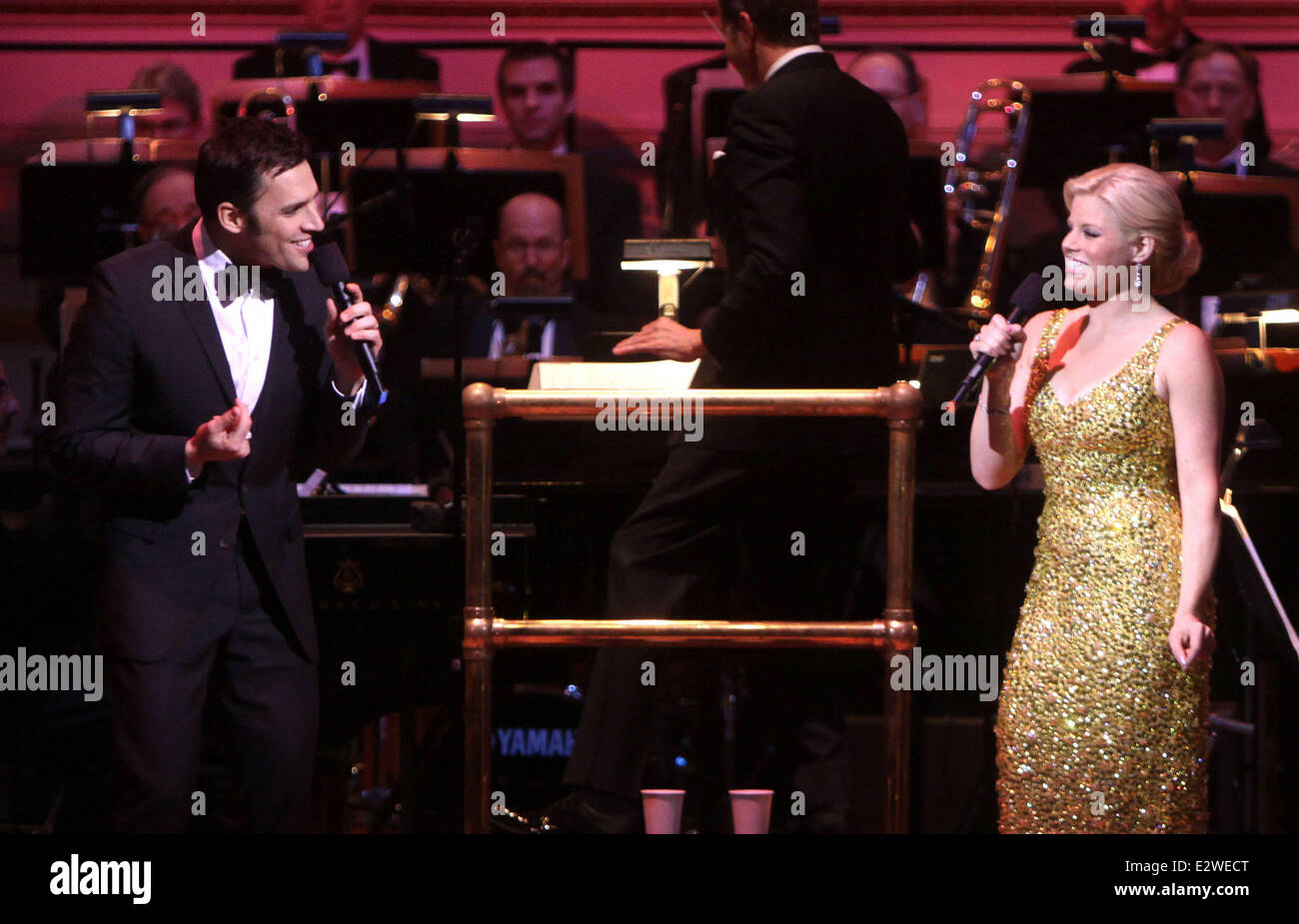 Ryan Silverman and Megan Hilty performing at The New York Pops Concert ...
