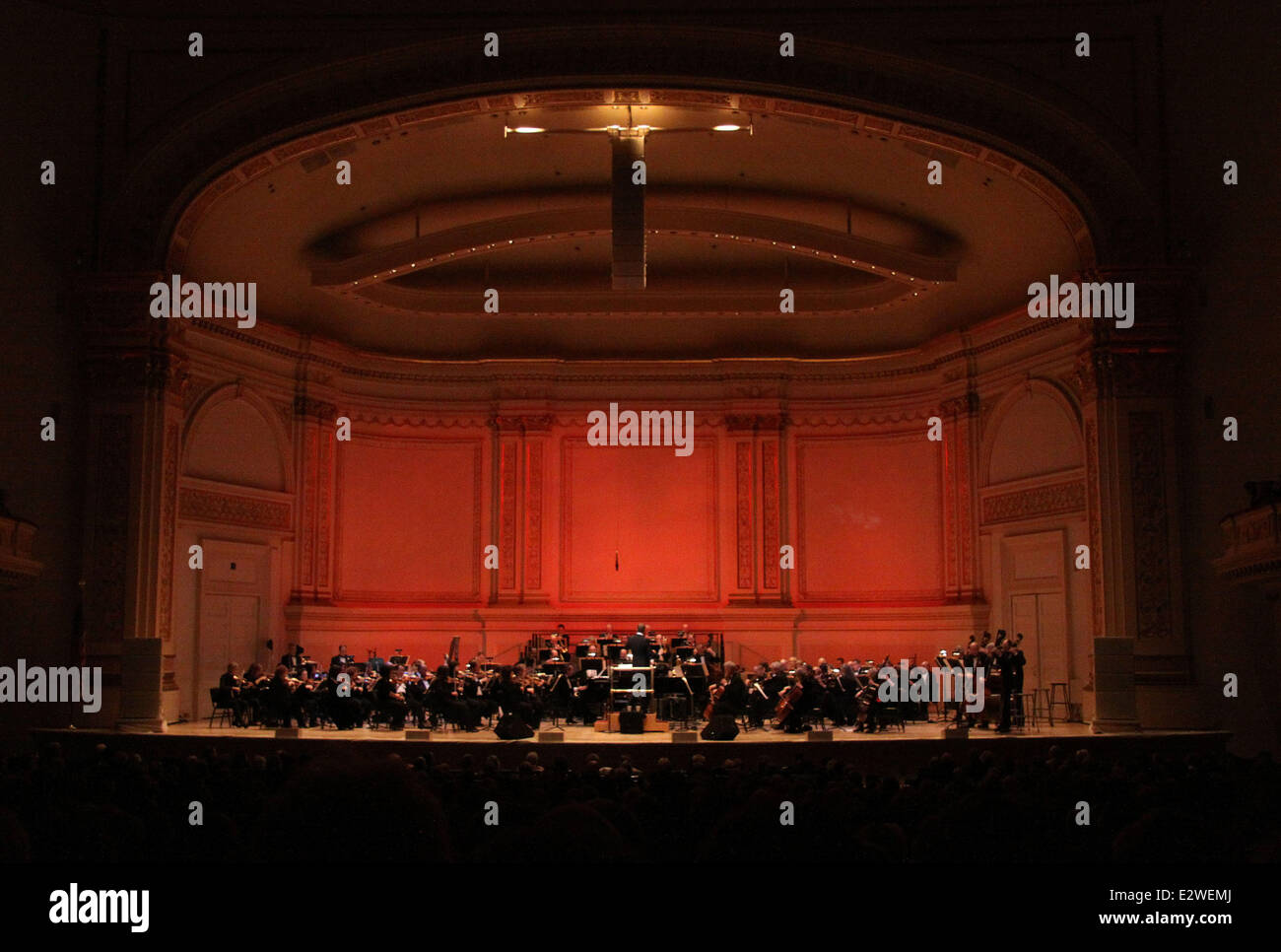 Ryan Silverman and Megan Hilty performing at The New York Pops Concert ...