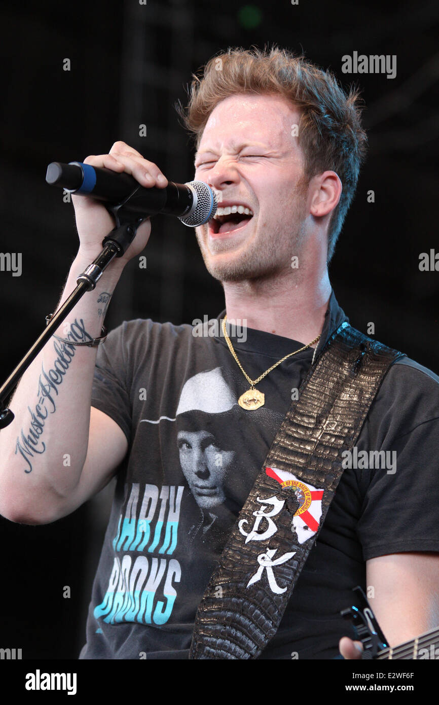 WIRK 4th Annual Rib Round Up at the Cruzan Amphitheatre Featuring ...